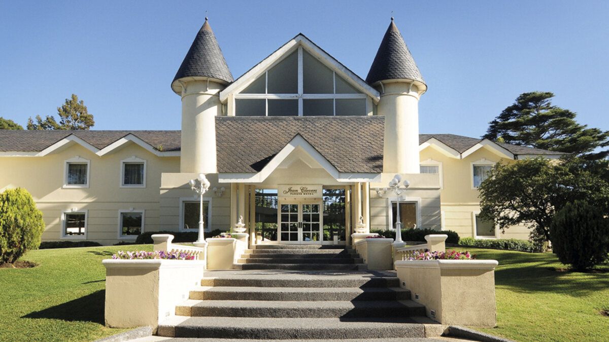 La historia del hotel Jean Clevers, un jardín que inspiró al escritor ...