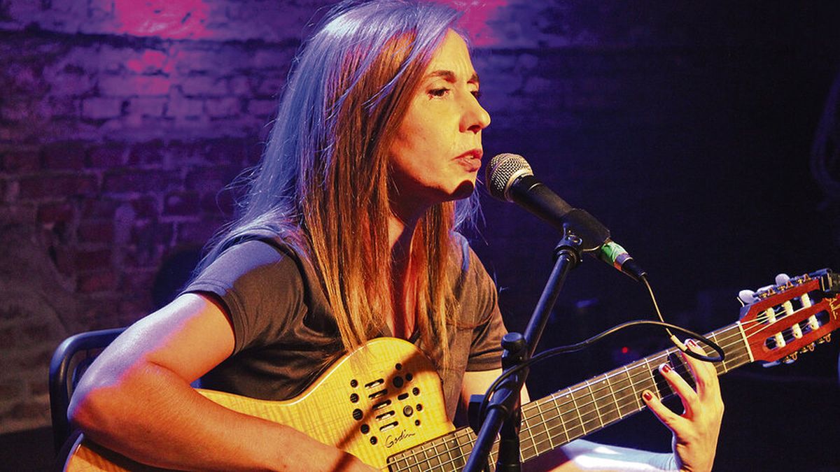 La canción y el poema