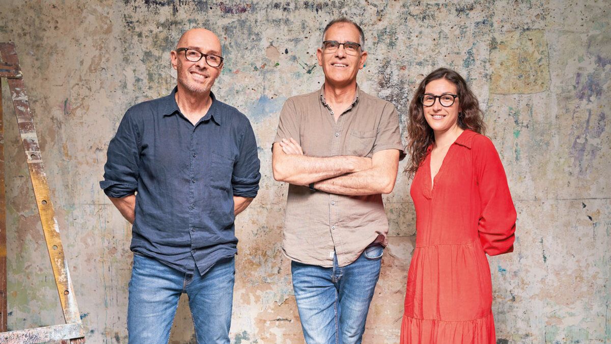 Latente, de Eduardo Cardozo, junto a Elisa Valerio y Álvaro Zinno ...