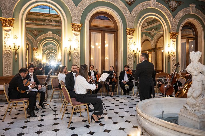 El Palacio Santos celebró el Día de las Américas con la inauguración de ...