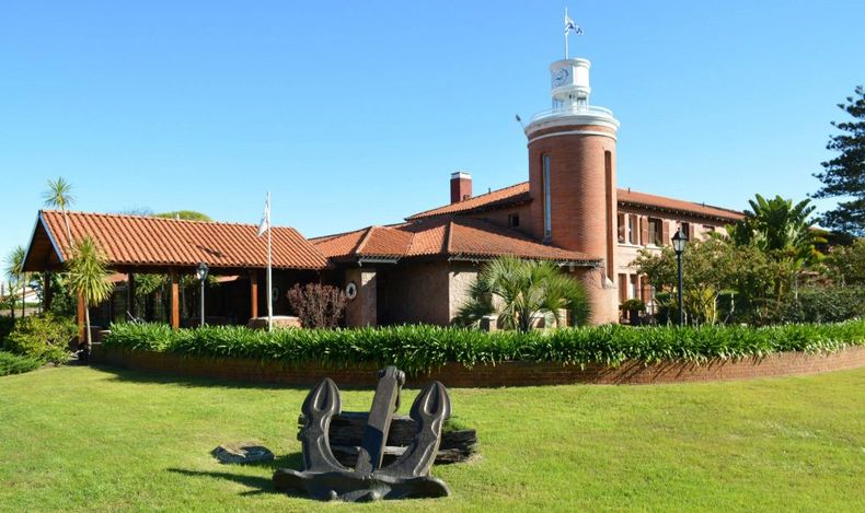El Club Naval citó a una asamblea extraordinaria por disconformidad con ...