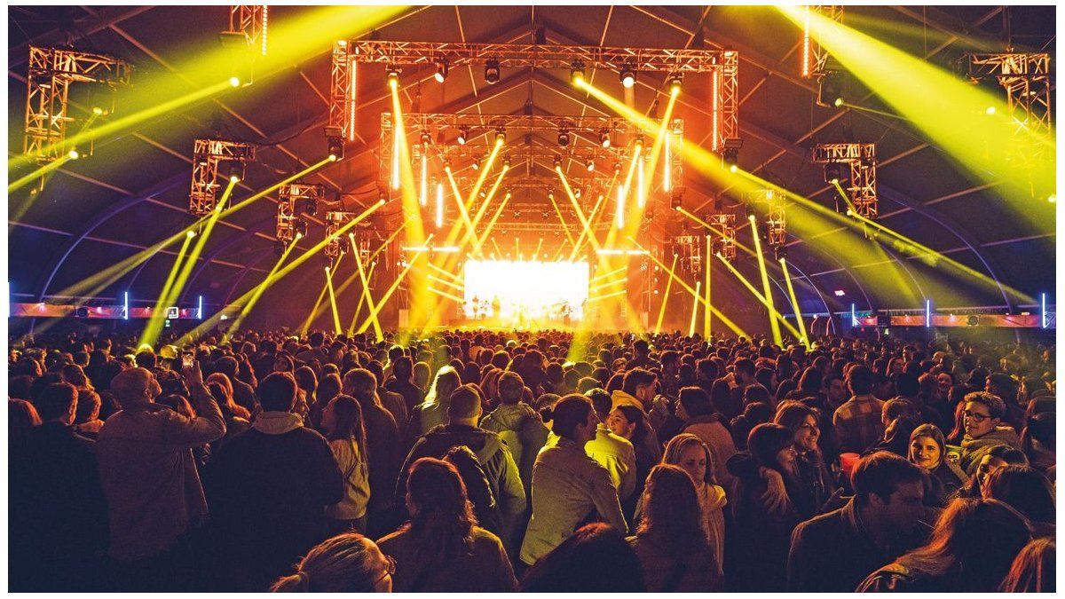 La música y las fiestas tienen nueva sede: se inauguró Sitio, en el ...