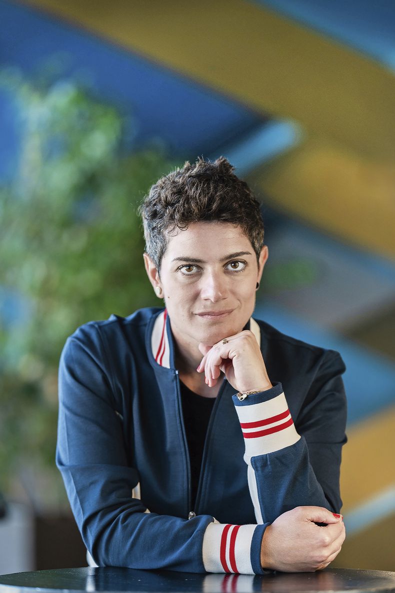 Francesca Cavallo: “Los hombres tienen la mayoría del poder económico ...