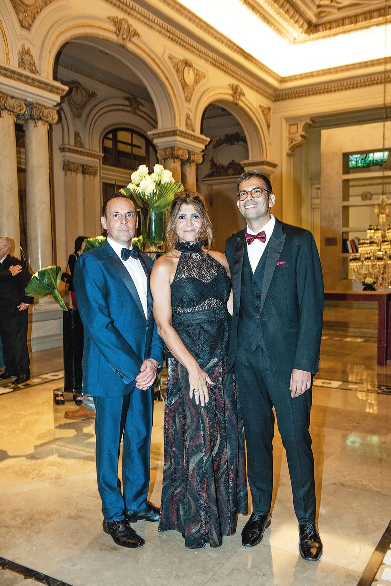 Gerardo Bugarin festejó sus 60 años con una cena de gala francesa en el ...