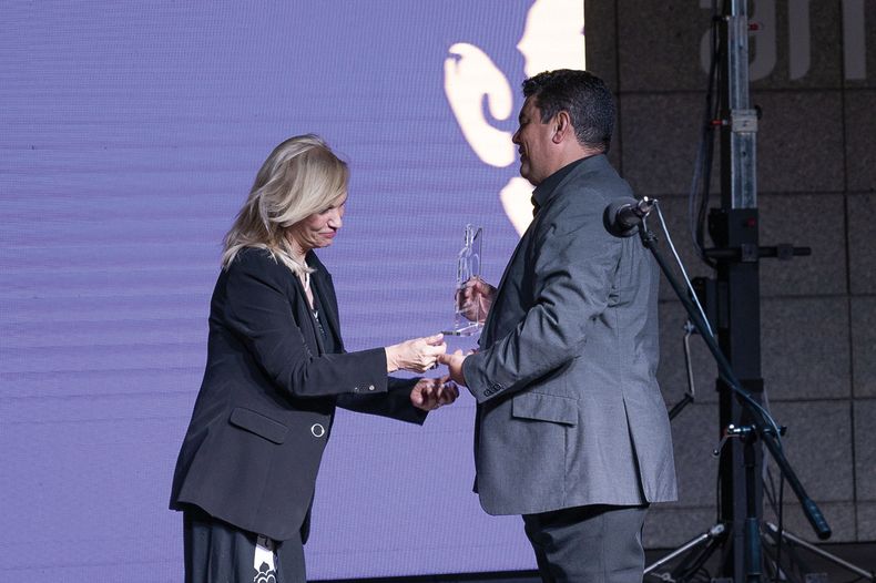 Se entregaron los Premios Manuel Oribe a referentes de la cultura uruguaya