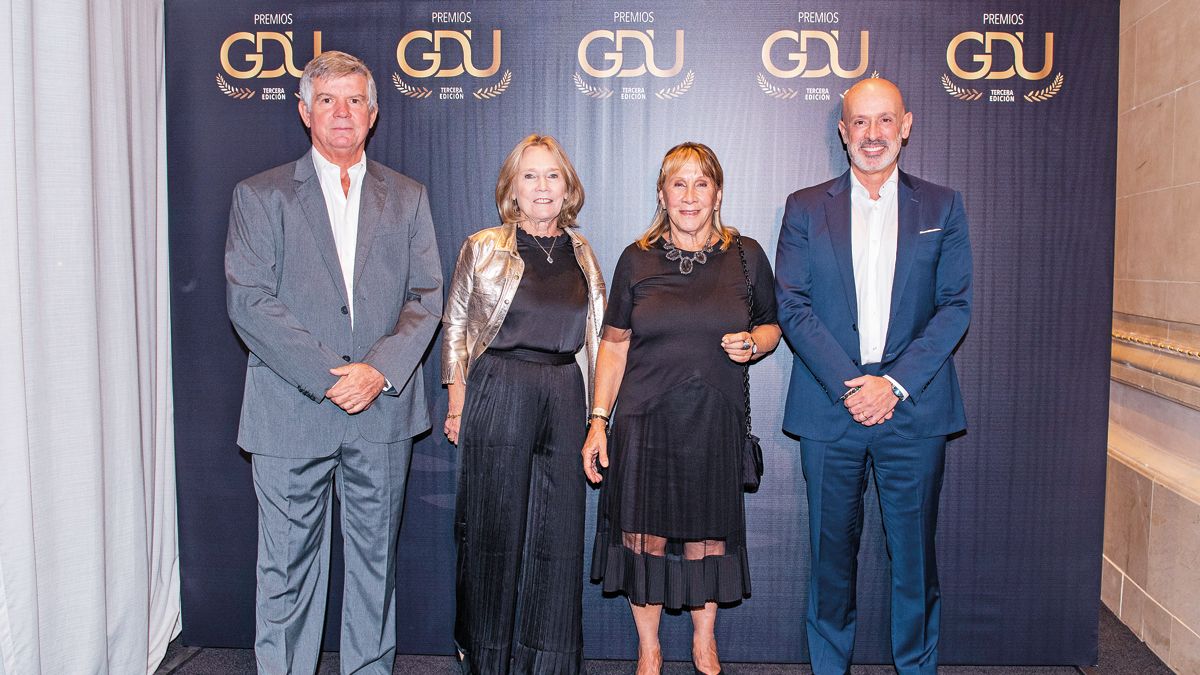 GDU reconoció a sus mejores proveedores con una entrega de premios en ...