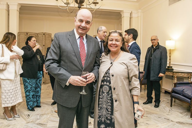 Lou Rinaldi es el nuevo embajador de Estados Unidos en Uruguay