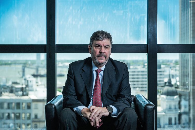 Mario Layera: “Admiro a la mujer; creo que es la fuerza que impulsa todo”